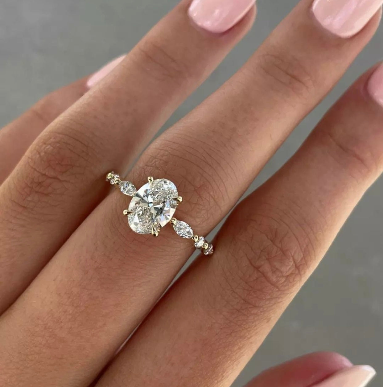 Dainty Diamond Engagement Rings | Lab Created & Natural Diamonds