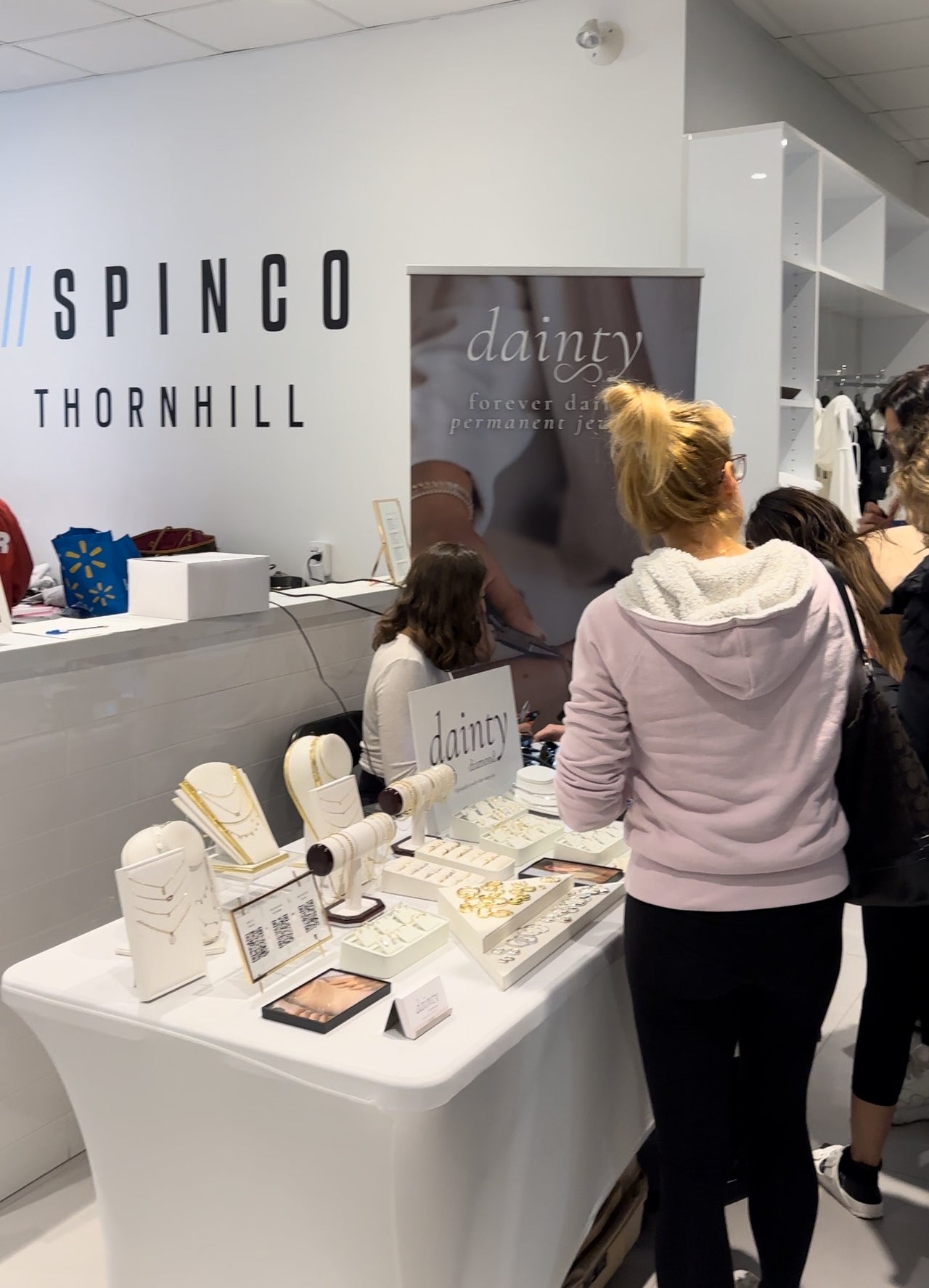 Toronto's Permanent Jewelry Experience – Dainty Diamond